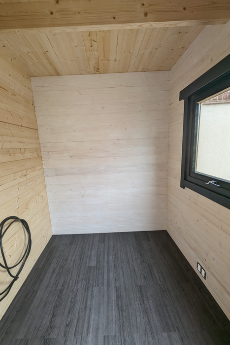 Garden Room Frankie 2x2m - 40mm Logs with Floor
