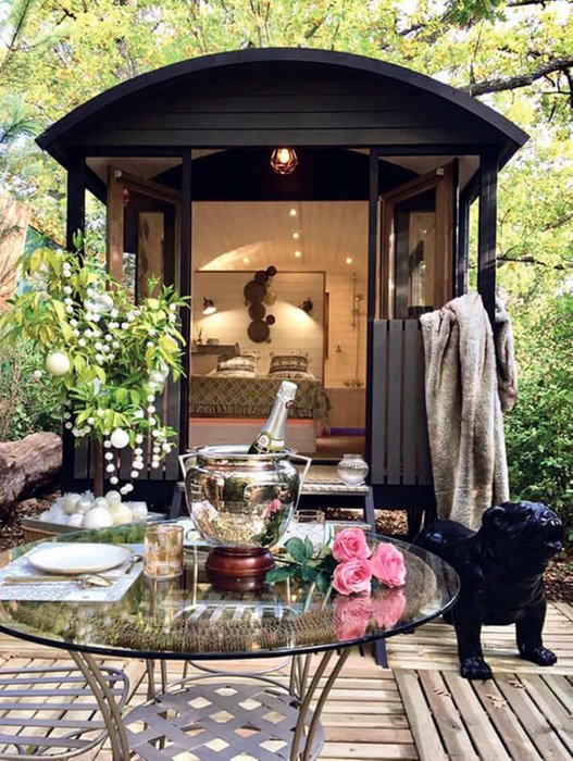 Roulotte Paddy en bois 480 x 240 x 319 cm avec terrasse couverte et ...