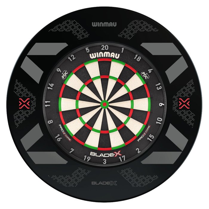 Winmau Blade X + Winmau Blade X Black Red Surround - Dartset ...